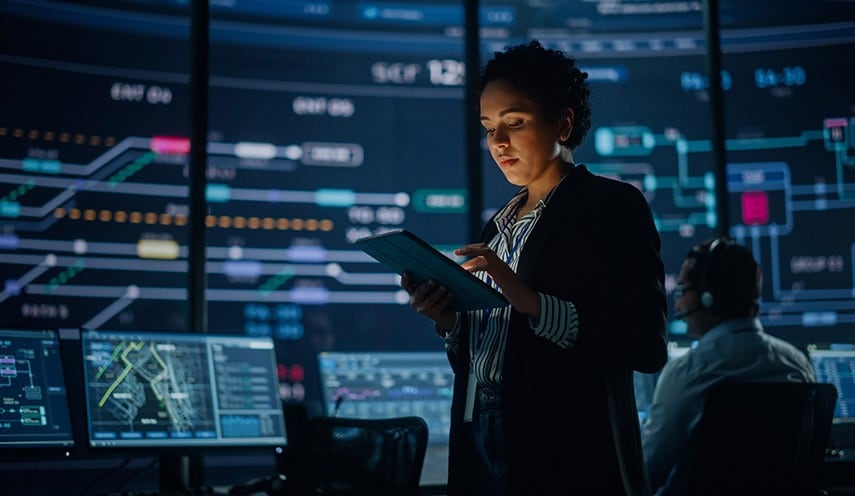 TE 领导团队及董事会 | TE Connectivity