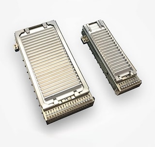 C 型插拔式 (CFP) 连接器、CFP2 和 CFP4 | TE Connectivity